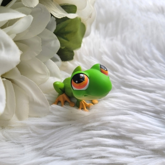 Littlest Pet Shop | Toys | Littlest Pet Shop Authentic Lps 5 Green Tree ...